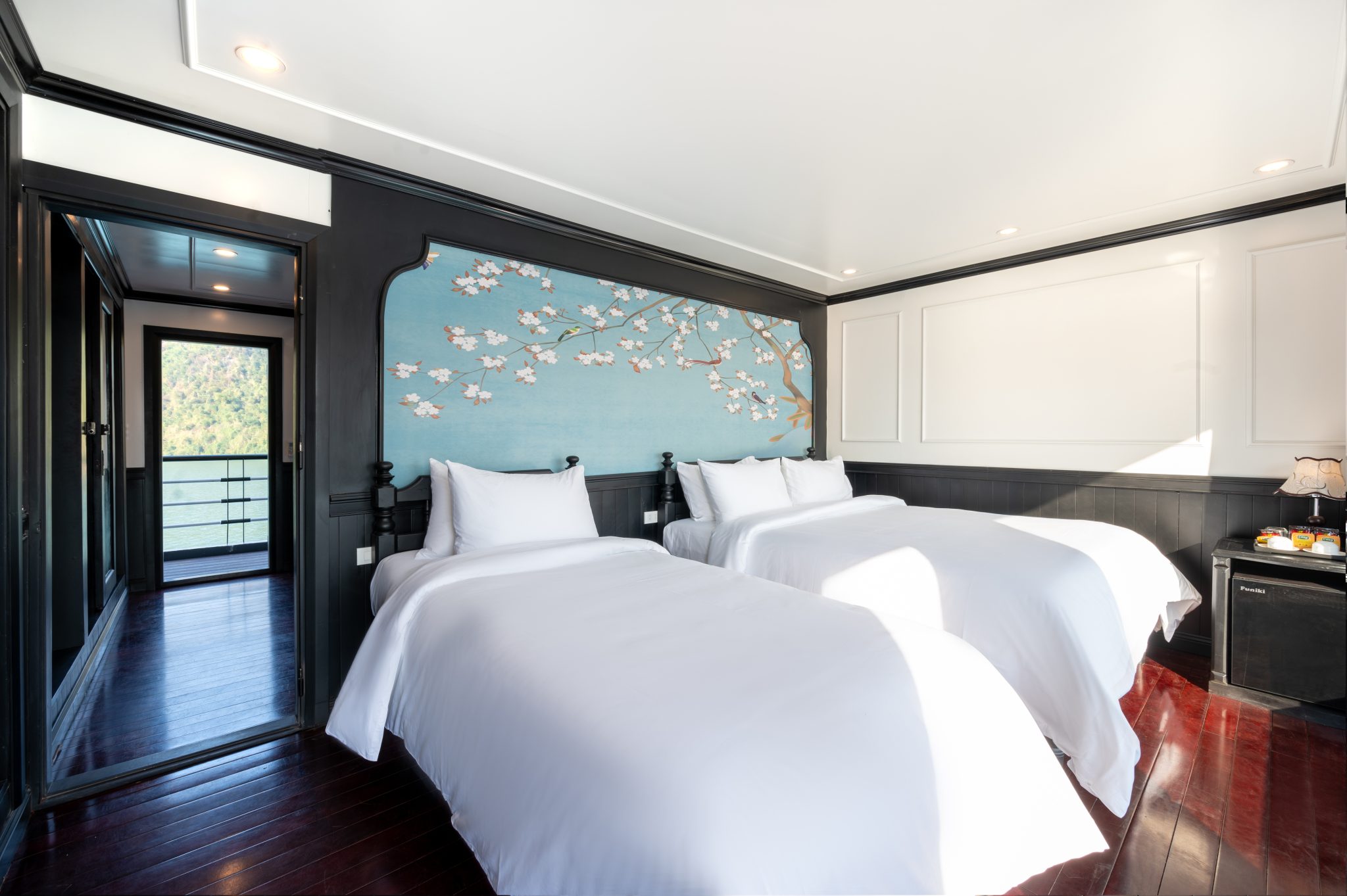 CONNECTING SUITE CABINS – The official site